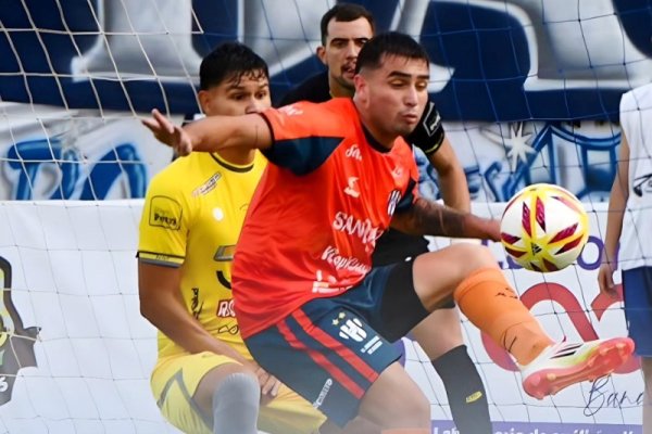 Sarmiento goleó a Crucero del Norte y consiguió su primera victoria ...