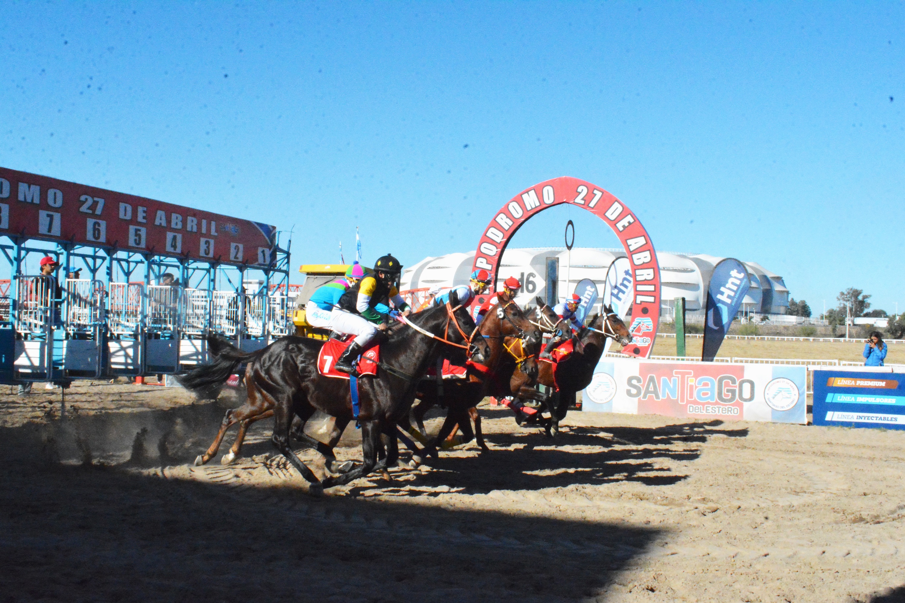 El "Mega Race" le baja el telón a la triple jornada de turf del H-27 ...