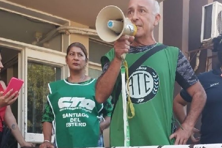 Daniel Juárez: "Hay compañeros que venden pertenencias, no les alcanza ...