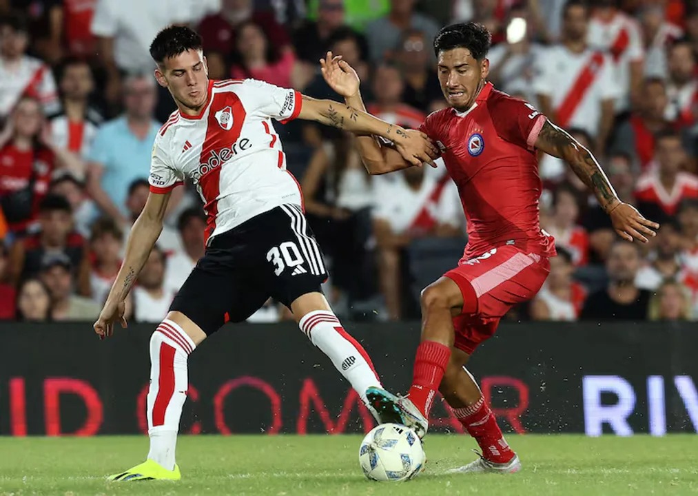 Román Vega abrió la puerta a River y dejó un mensaje que lo acerca al ...