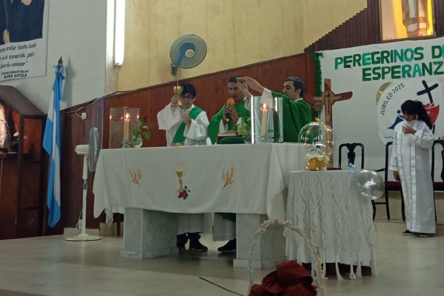 Solidaridad y fe: La parroquia Cristo Rey organiza el "Baby Shower" de ...